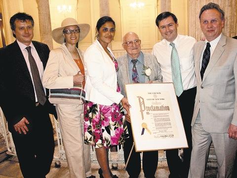 Special salute to Vincent Abate • Brooklyn Paper