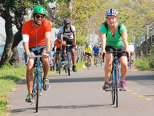 Bike tour gives cyclists epic view of borough • Brooklyn Paper