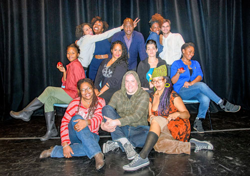 Acting sketchy: Downtown sketch comedy show skewers the ’90s • Brooklyn ...