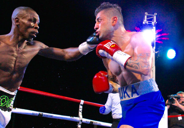 Brooklyn boxer hosts fight card at MCU Park • Brooklyn Paper