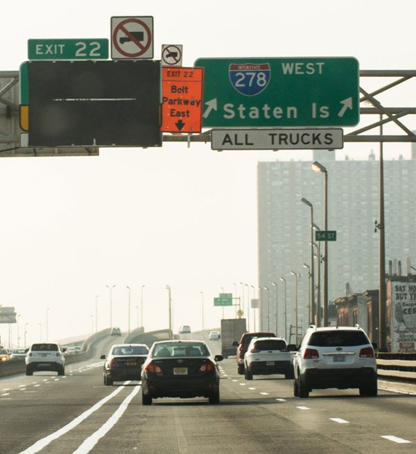 Gowanus Distressway: Signs still wack after promised fix • Brooklyn Paper