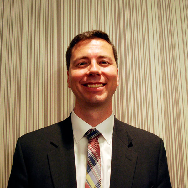 Standing O says Bien Venu • Brooklyn Paper