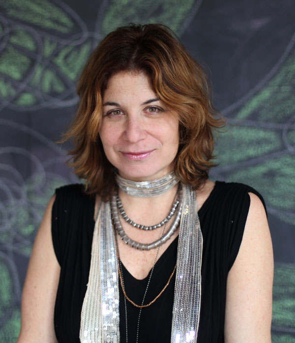 Stephanie Thompson: Youth leader ‘Inspires’ students to be art smart ...