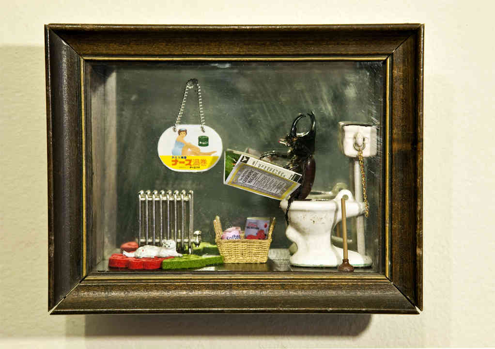 Crafty crawly: Bug expert teaches a class on making dioramas with ...
