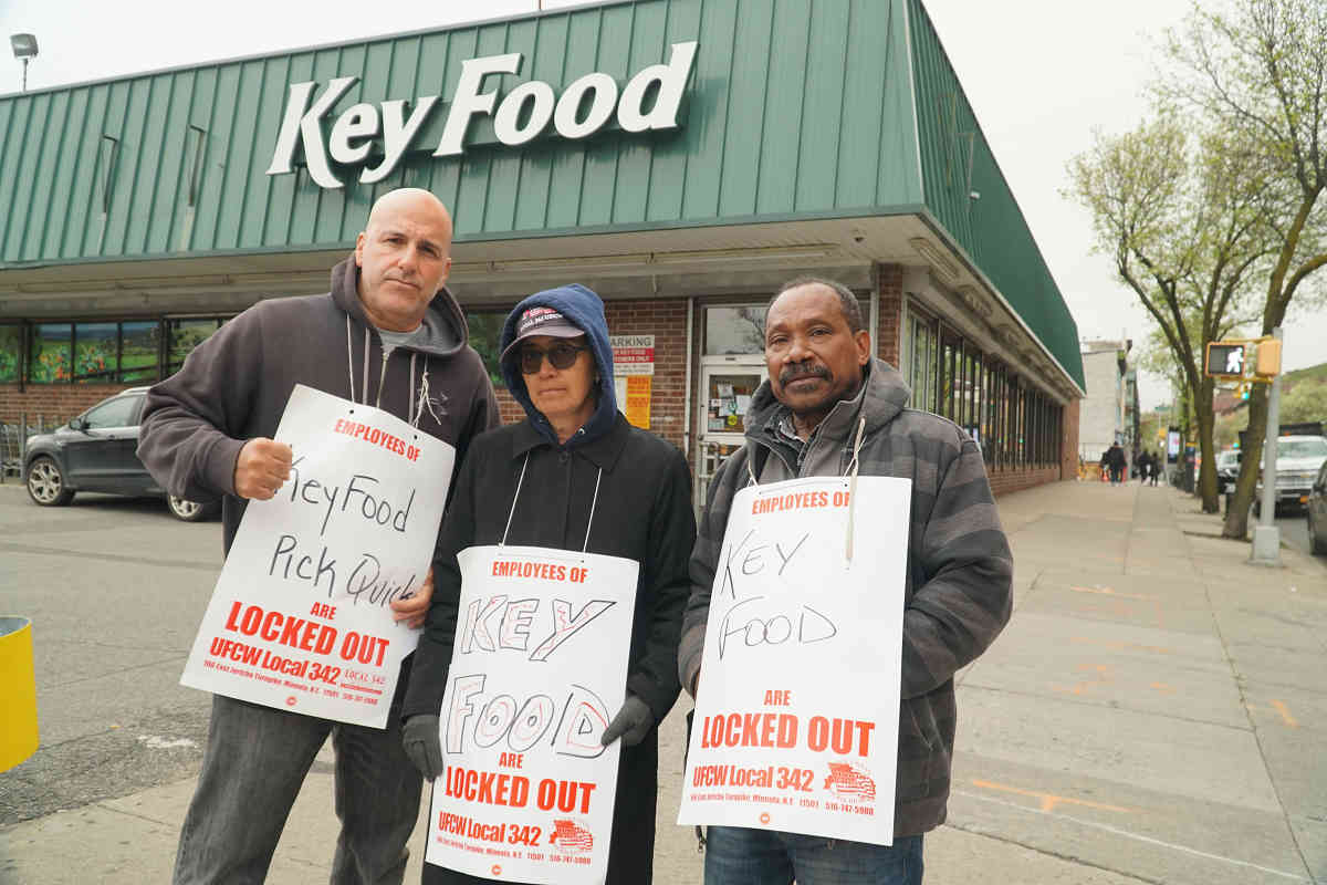 Cold cuts: Key Food workers locked out amid negotiations over slashed ...