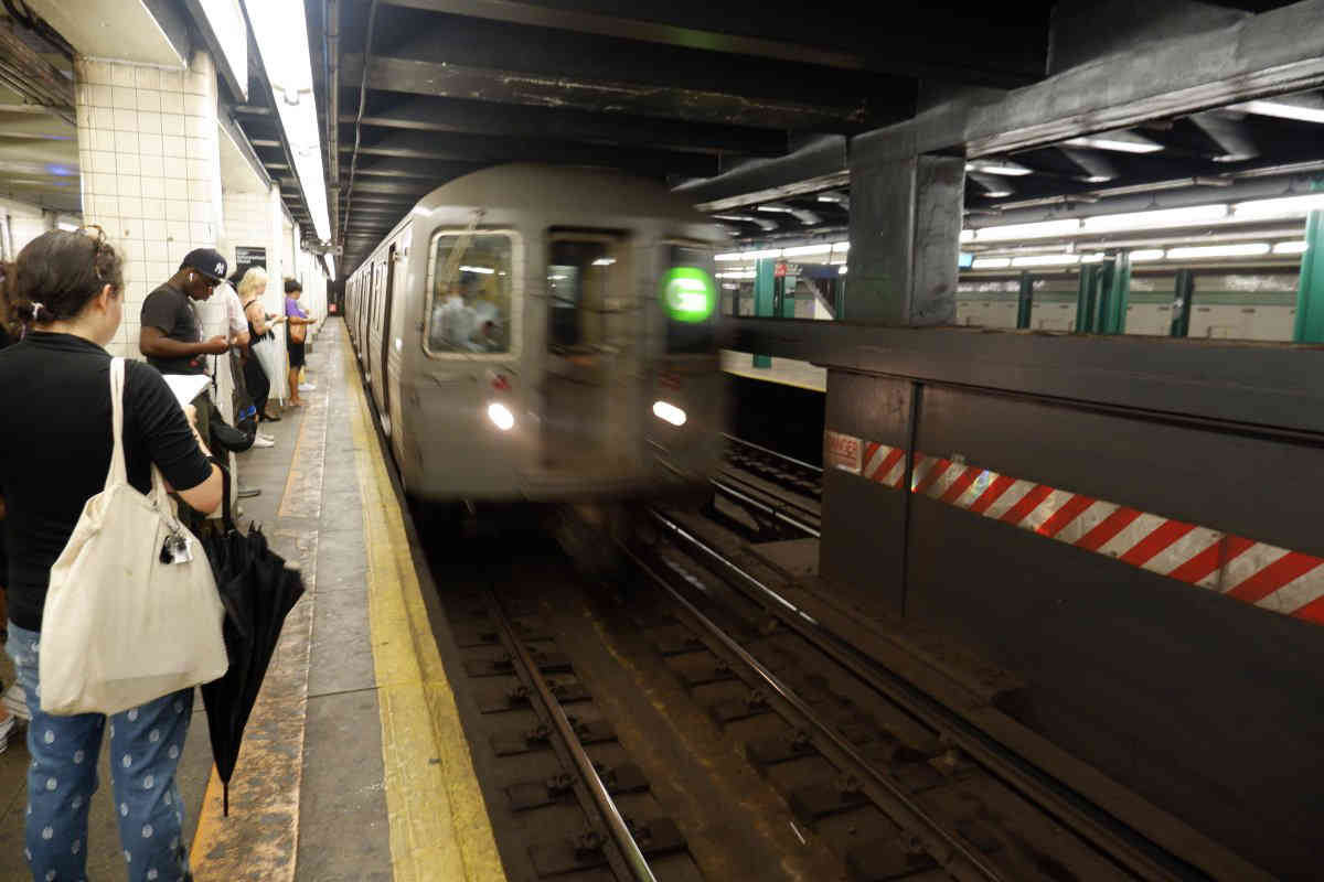 Signaling change: MTA to modernize three Brooklyn subway signal systems ...