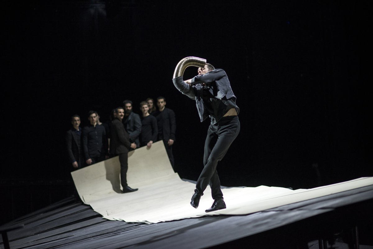 Stage frights: Surreal dance performance explores human darkness ...