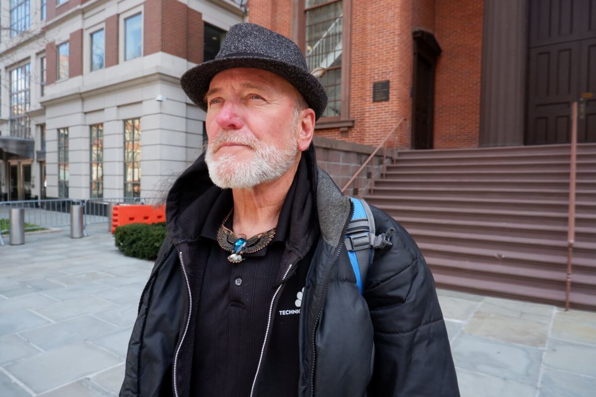 Meet Downtown Brooklyn’s pigeon whisperer • Brooklyn Paper