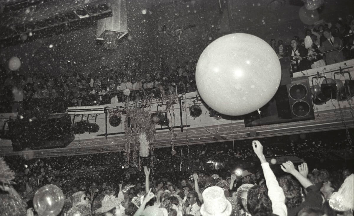 Glamour shots: Exhibit puts spotlight on Studio 54’s short, extravagant ...