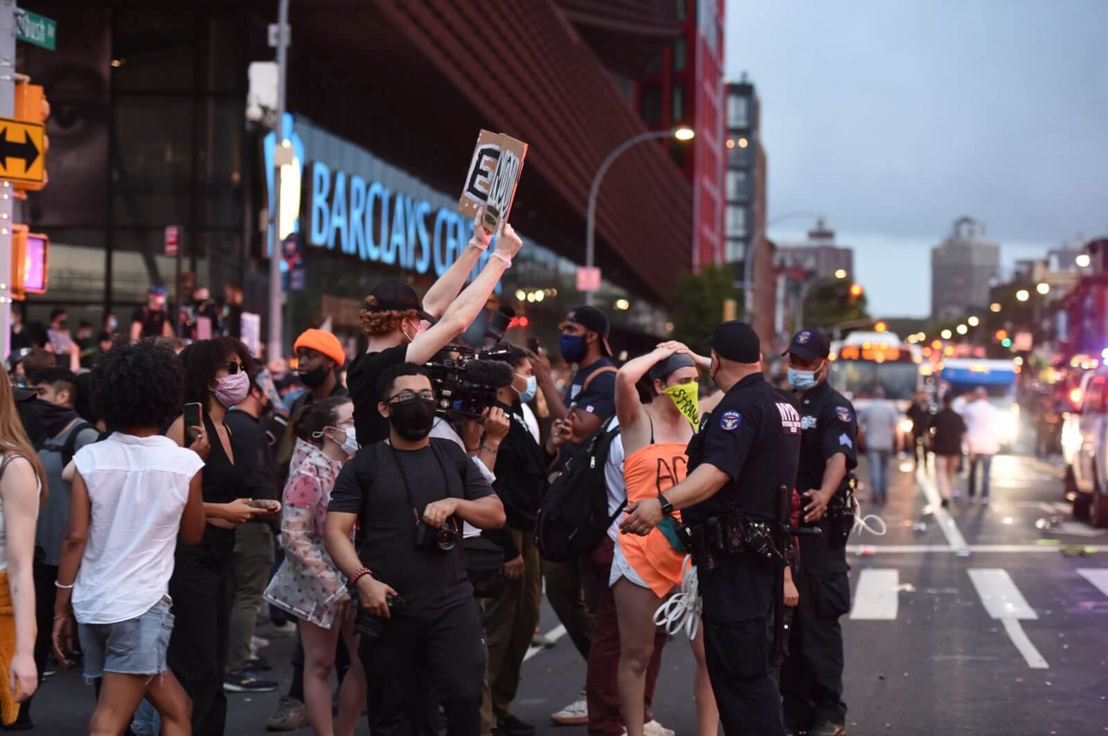 Pro-police march in southern Brooklyn ends with violent altercation ...