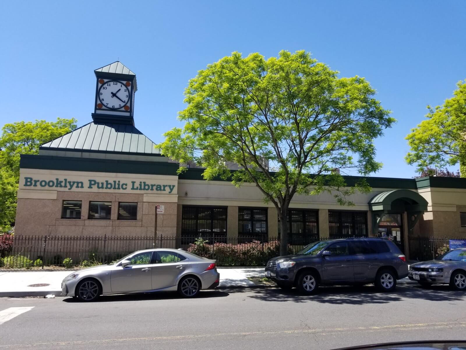 Libraries reopen for browsing, move some operations outdoors • Brooklyn ...