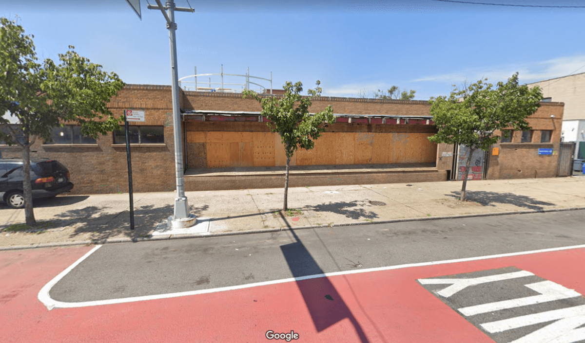 East Flatbush’s Rugby Library reopens after renovation • Brooklyn Paper