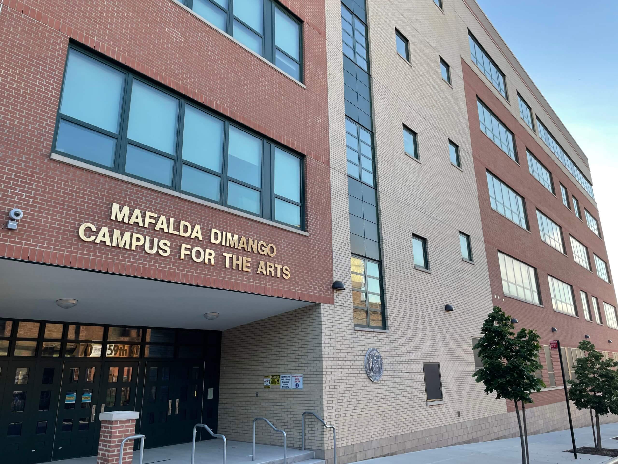 Sunset Park parents, community speak out on MS 936 screened admissions ...