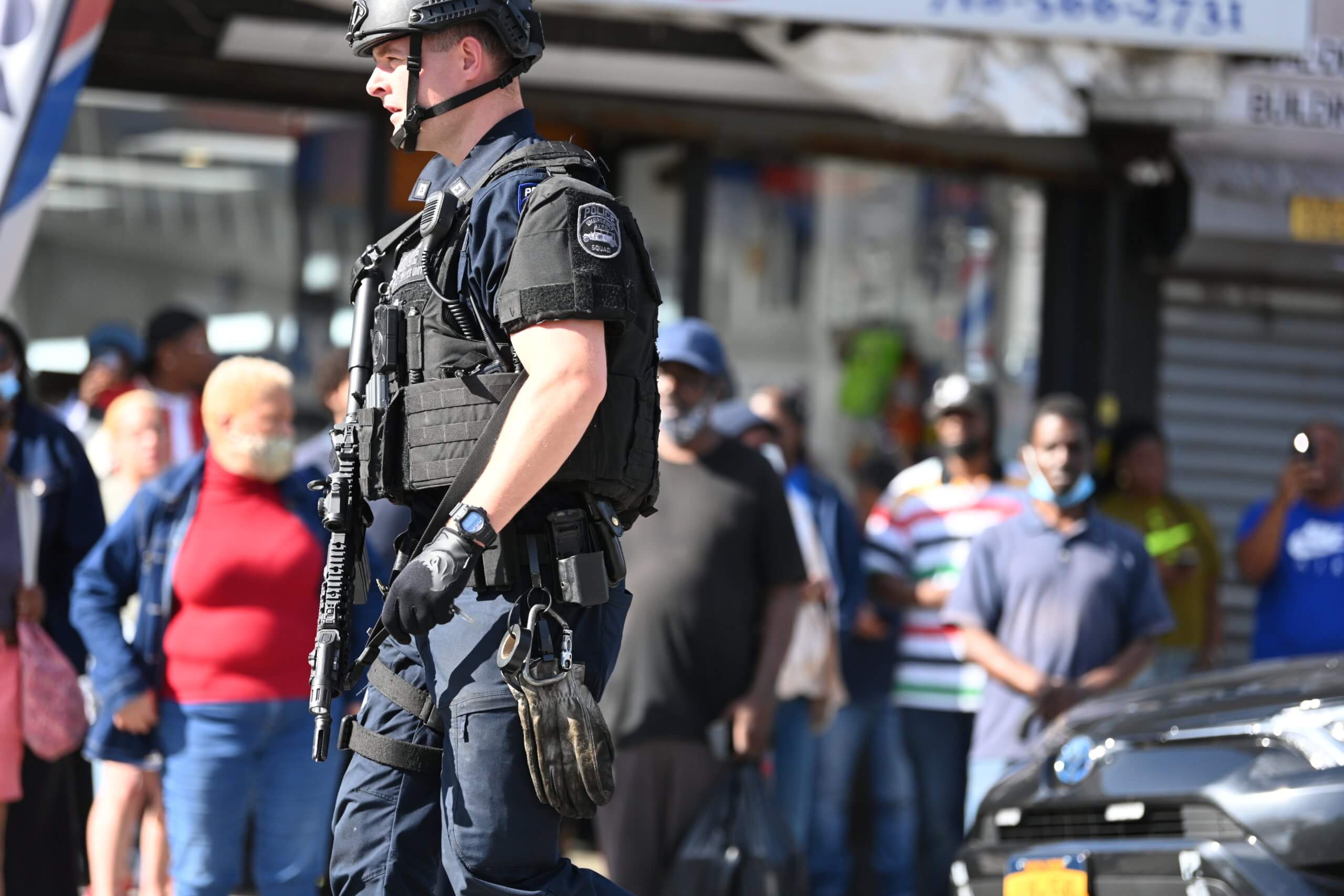 NYPD cop shot in the arm in Brownsville • Brooklyn Paper