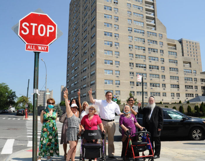 Locals rally for B71 bus return ahead of borough-wide bus revamp ...