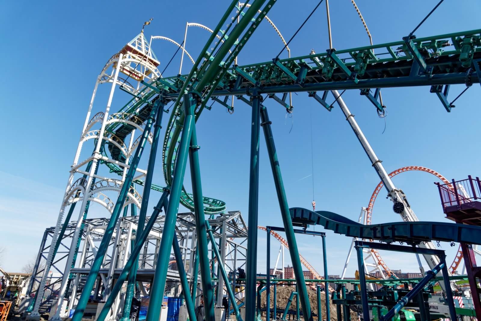 Construction of Luna Park’s new rides still underway as 2022 season ...