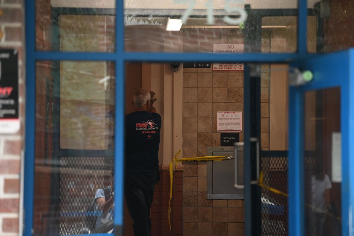 Man found dead in Bed-Stuy trash chute • Brooklyn Paper