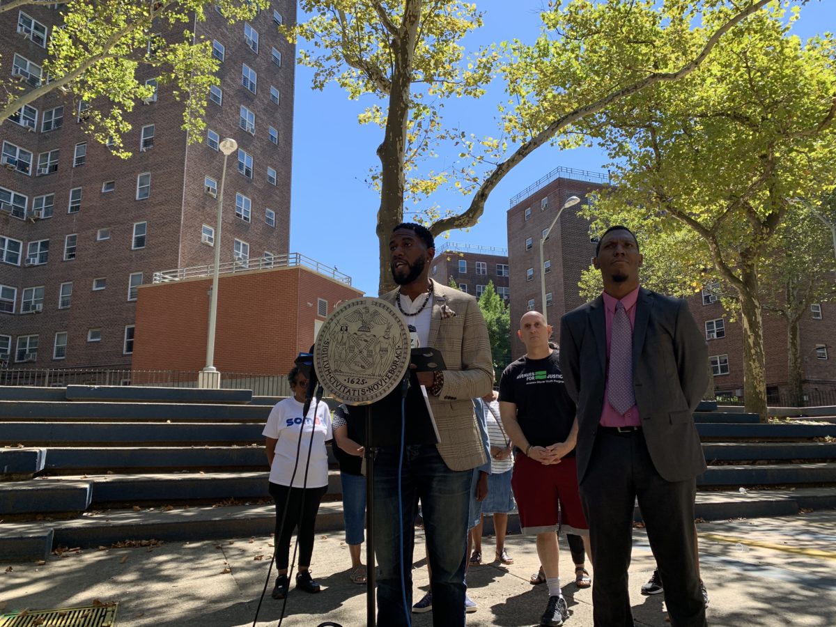 Williams unveils report highlighting issues with NYCHA, ideas for ... Williams unveils report highlighting issues with NYCHA, ideas for ...
