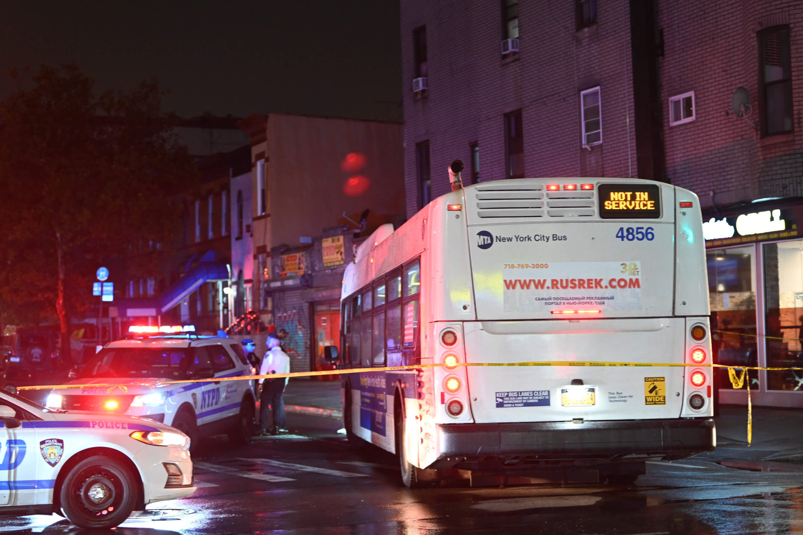 Woman, 79, struck and killed by city bus while crossing the street in Flatbush • Brooklyn Paper