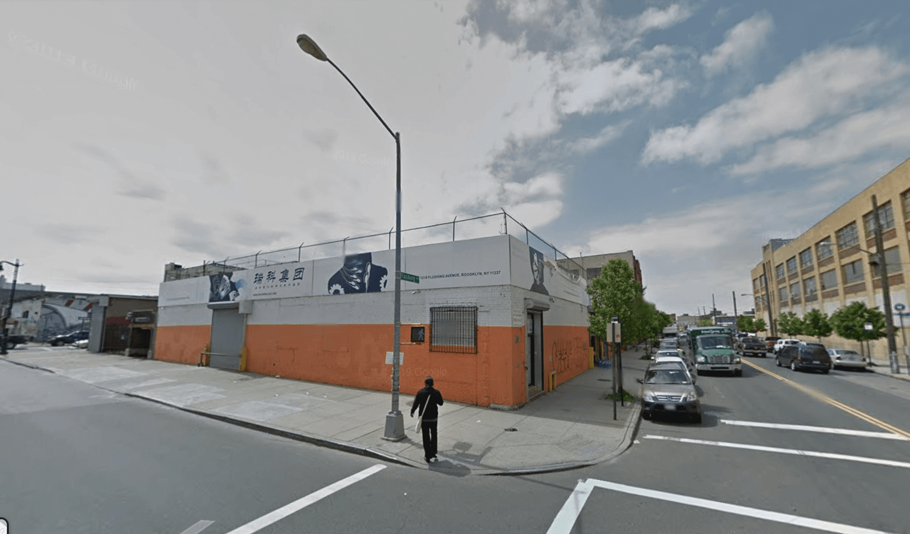 Bushwick storefront wrapped in H&M ads — but is the chain really ...