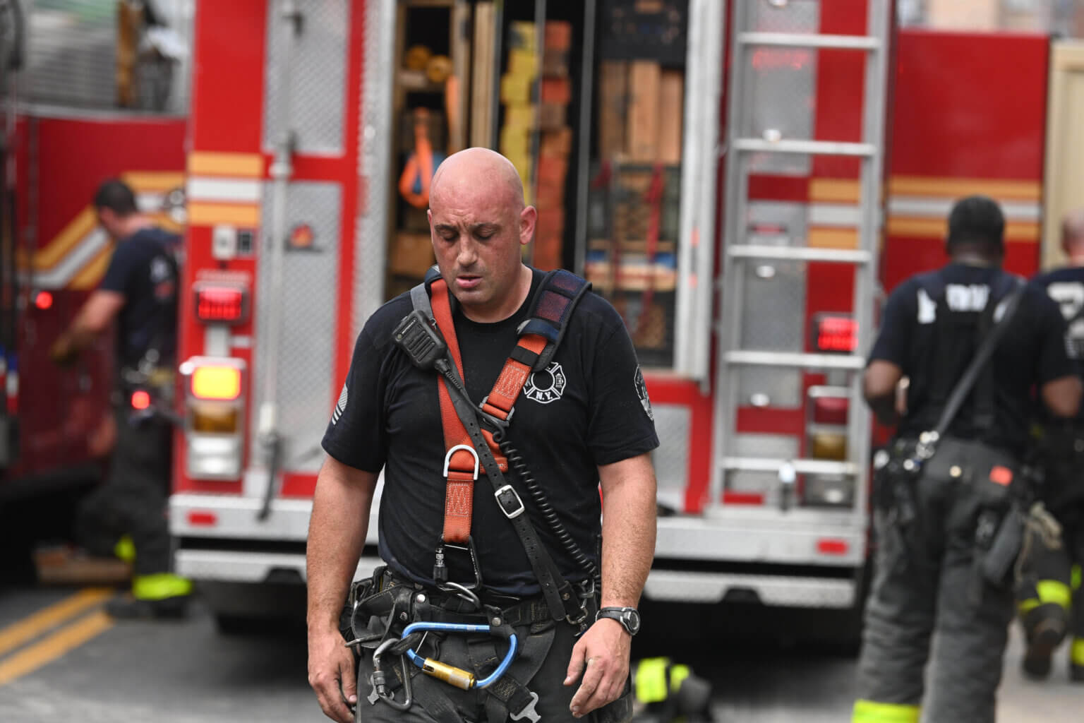 Firefighters rescue construction worker buried in Bushwick trench ...