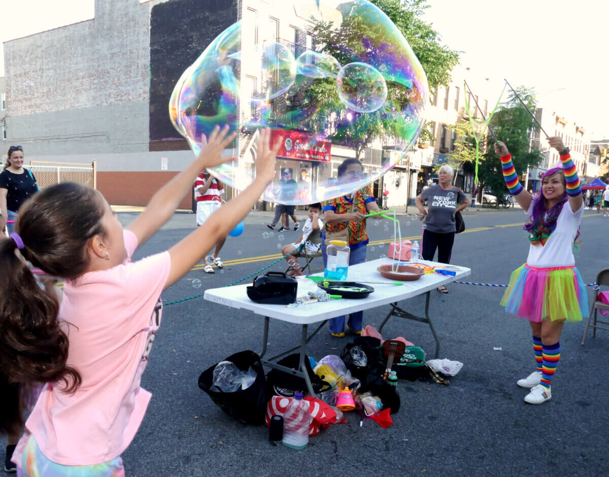 PHOTOS: Stroll like you mean it! Thousands attend annual Summer Stroll ...