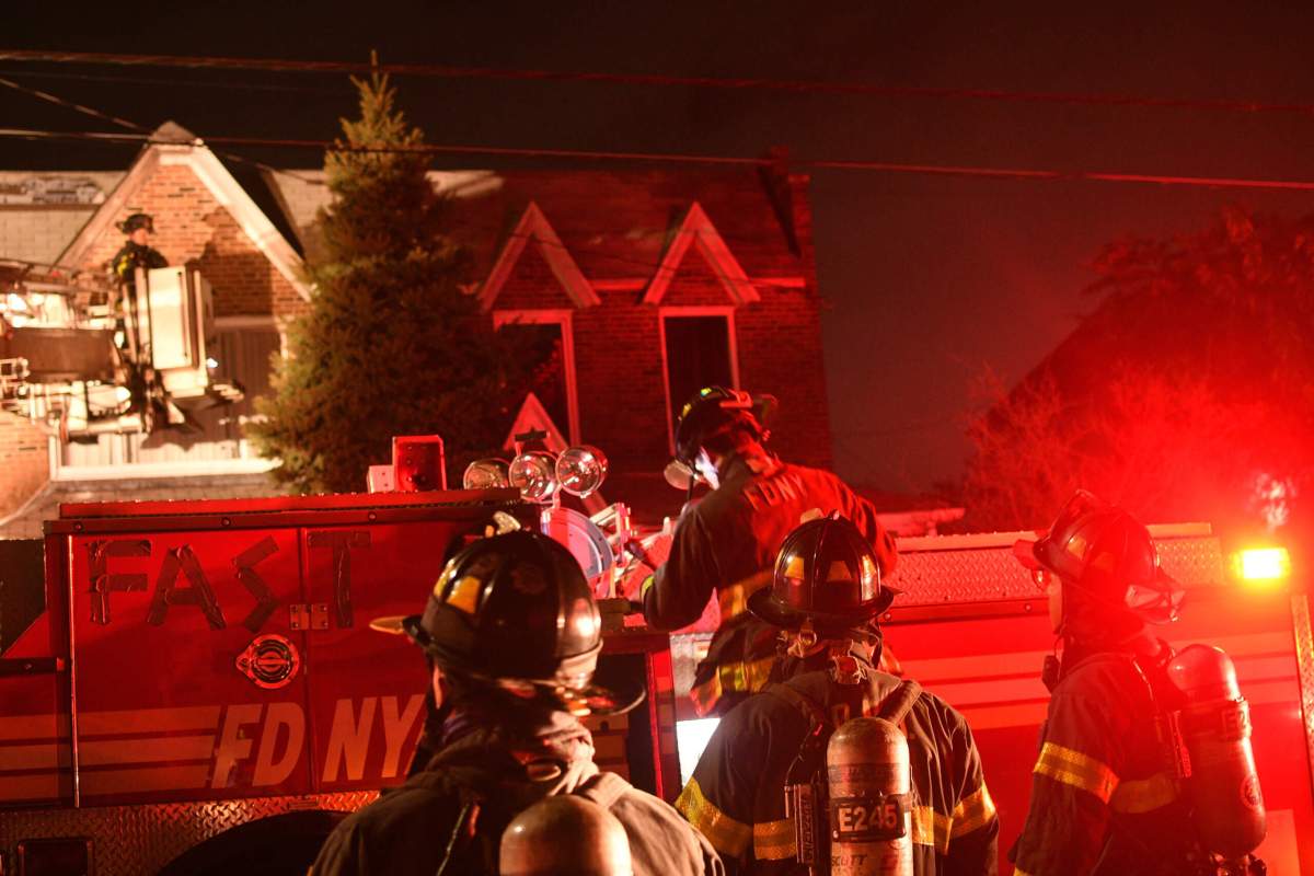 Fire breaks out at vacant Flatlands home: FDNY • Brooklyn Paper
