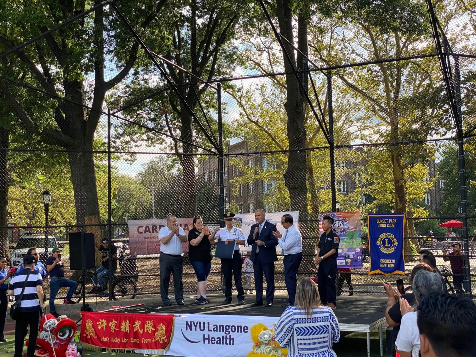 Brooklyn cops join in family-friendly fun for National Night Out ...