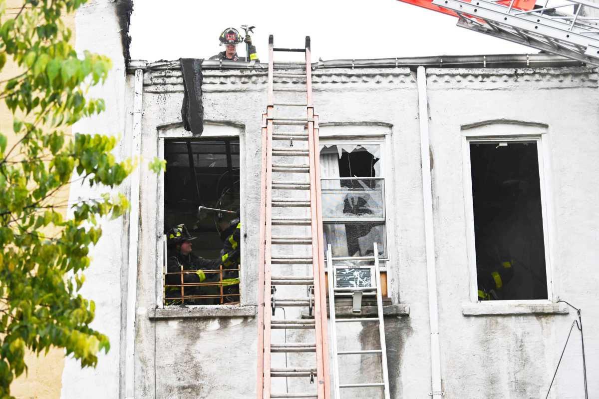 Firefighters battle Cypress Hills blaze: FDNY • Brooklyn Paper