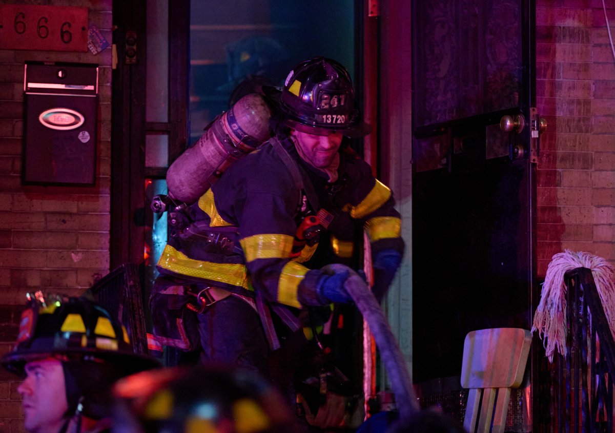 Sunset Park residents displaced by apparent e-bike fire: FDNY ...