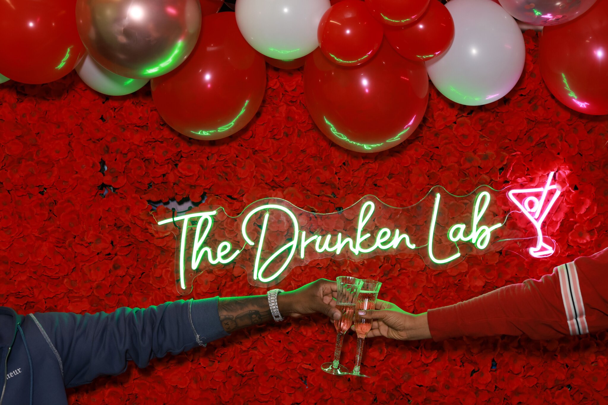 The Drunken Laboratory hosts ‘Love Lab’ to make sparks fly in Brooklyn ...