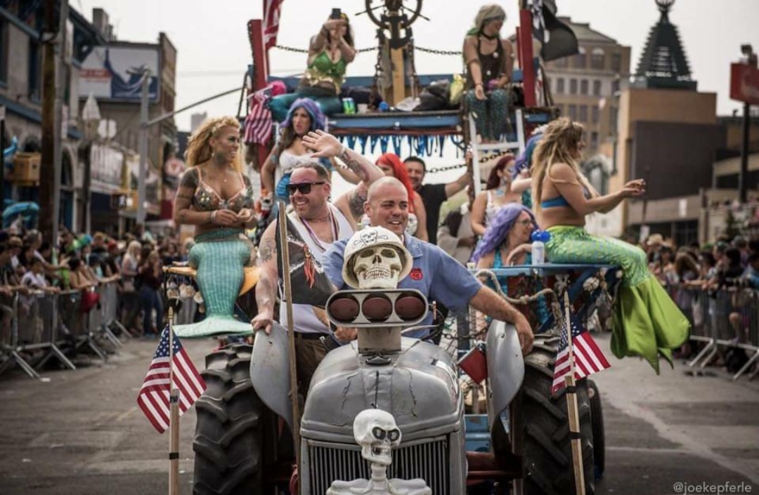 Float on! A behind-the-scenes look at Mermaid Parade float-building ...