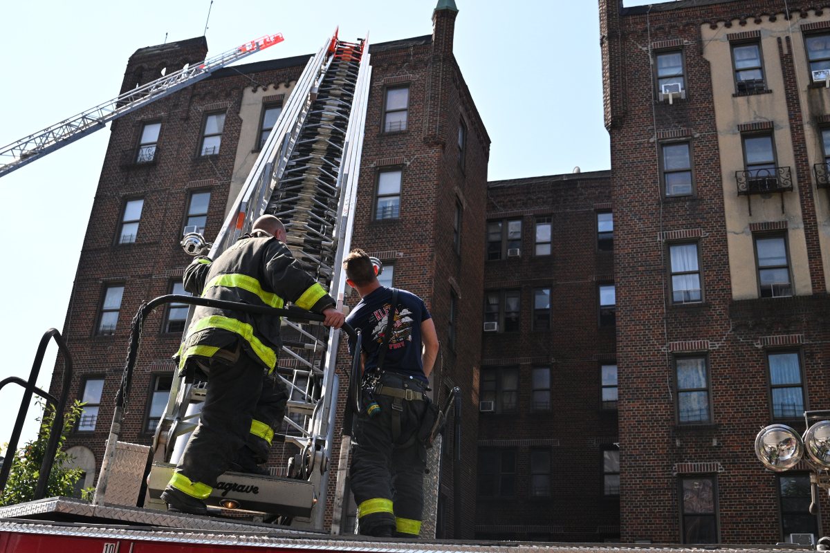 Three separate Brooklyn fires injure 12 residents over weekend, FDNY ...