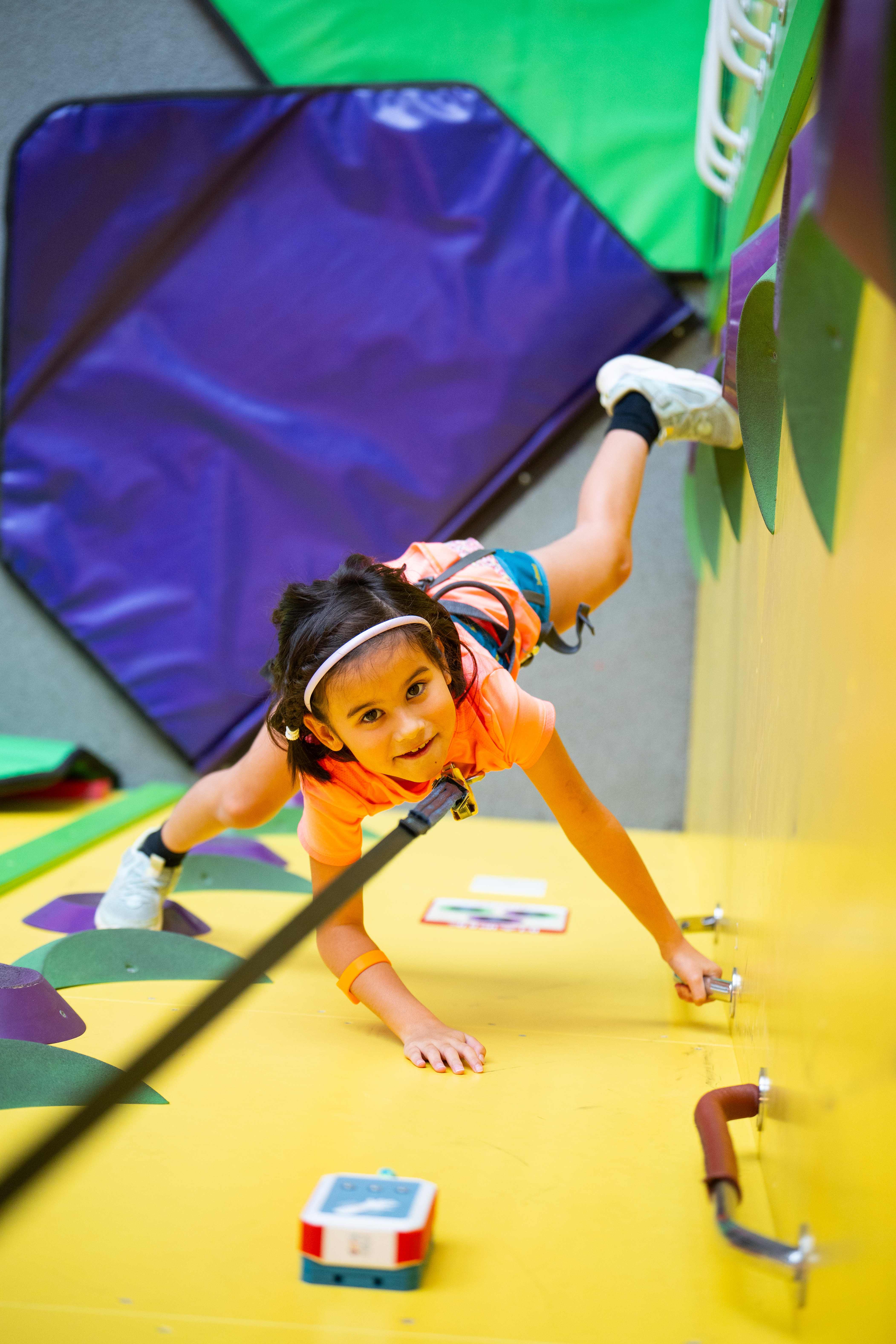 Reaching new heights: HAPIK climbing gym set to open at Industry City ...